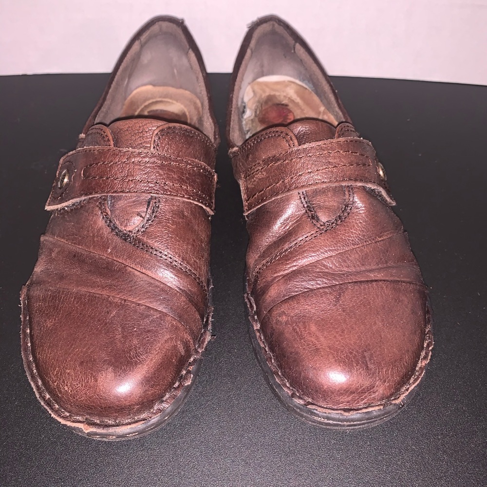 Earth Spirit Shoes - Gem